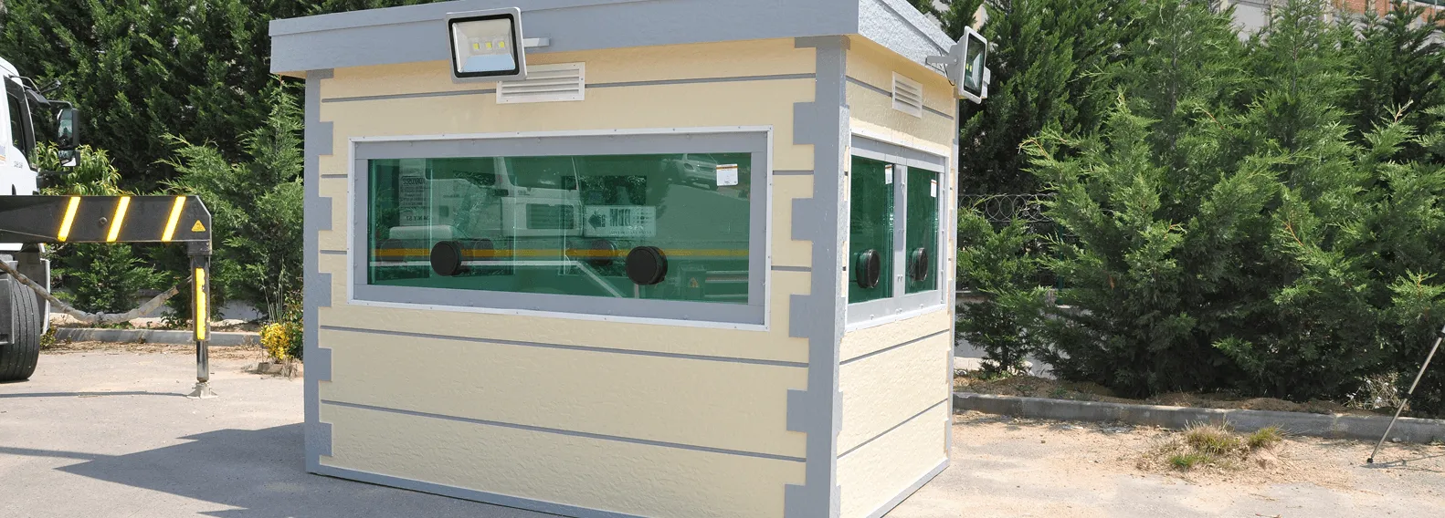 Cashier Booth – Portable Cashier & Payment Booths | Karmod Cabin